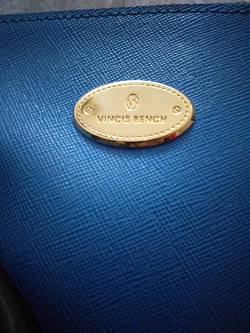 Original VINCIS BENCH, Women's Fashion, Bags & Wallets, Cross-body Bags ...