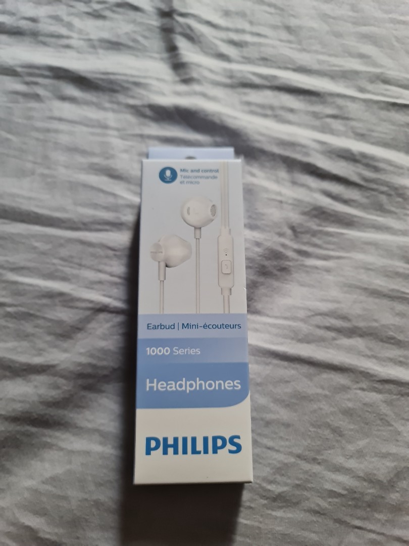 Phillips earbuds wire, Audio, Earphones on Carousell