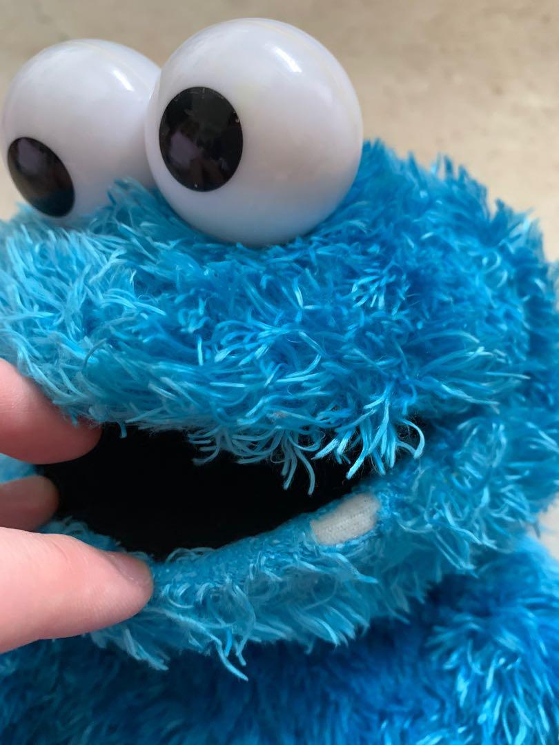 Sesame Street Cookie Monster puppet, Hobbies & Toys, Toys & Games on ...
