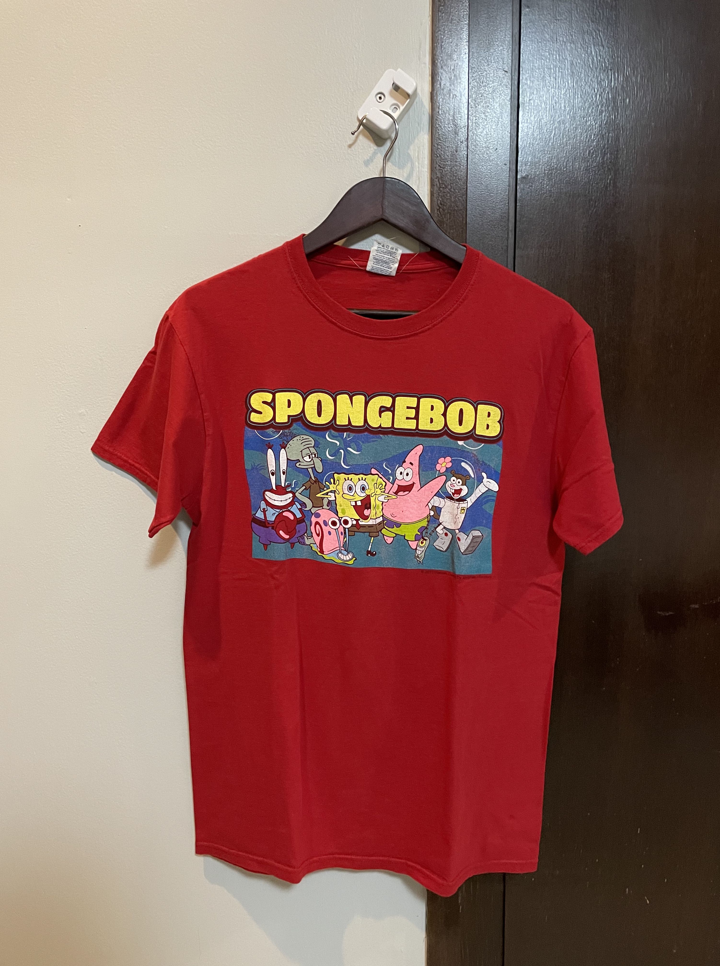 Spongebob tee (complete cast) On Jerzees hard tag, Men's Fashion, Tops ...