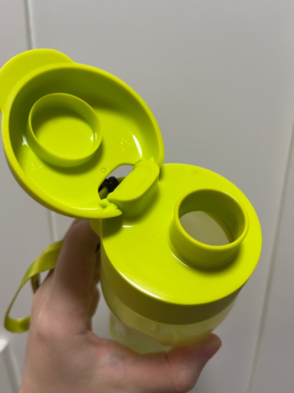 Tupperware Water Bottle 500ml, Furniture & Home Living, Kitchenware ...