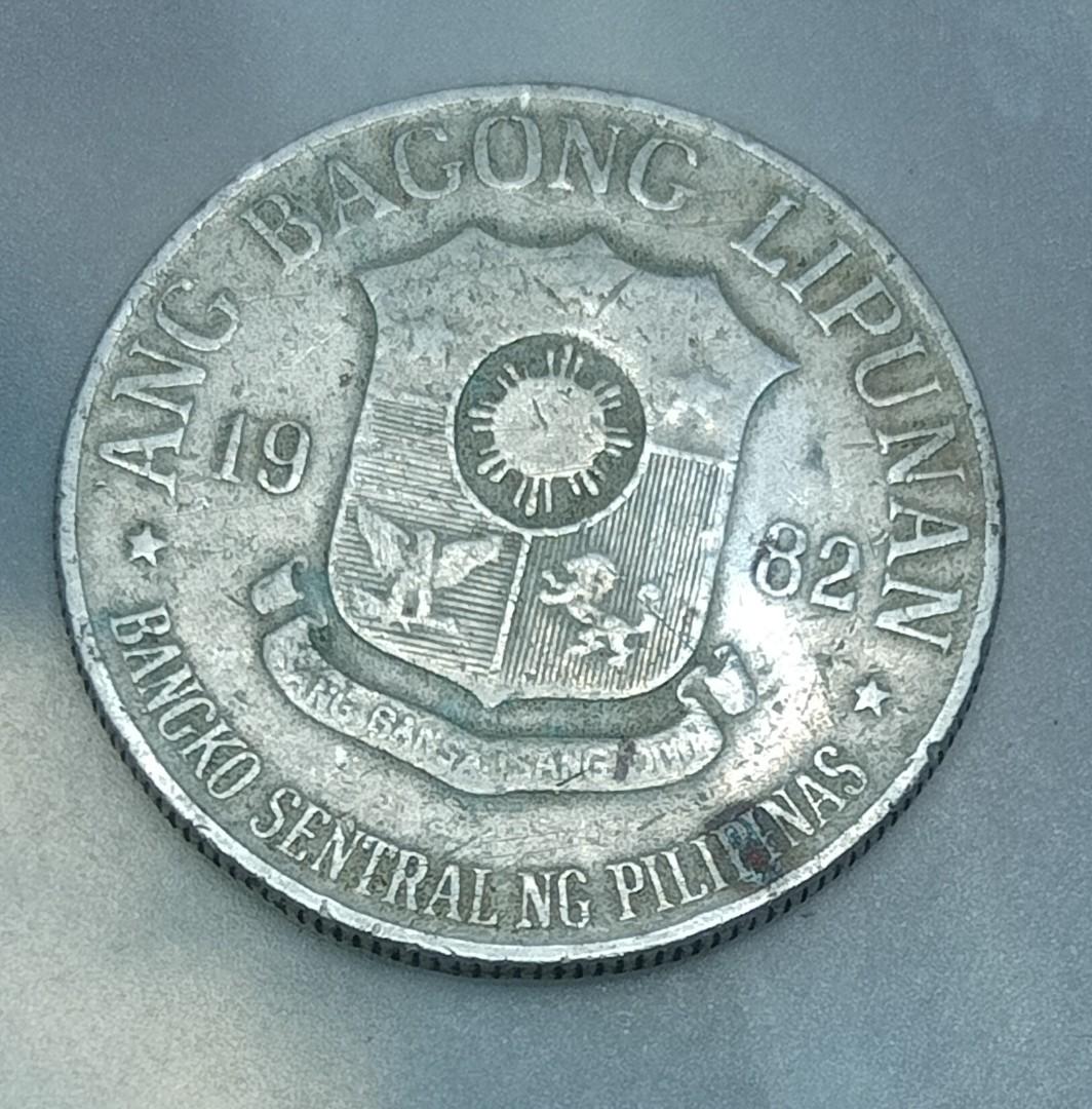 1982 JOSE RIZAL ONE PESO COIN, Hobbies & Toys, Memorabilia ...