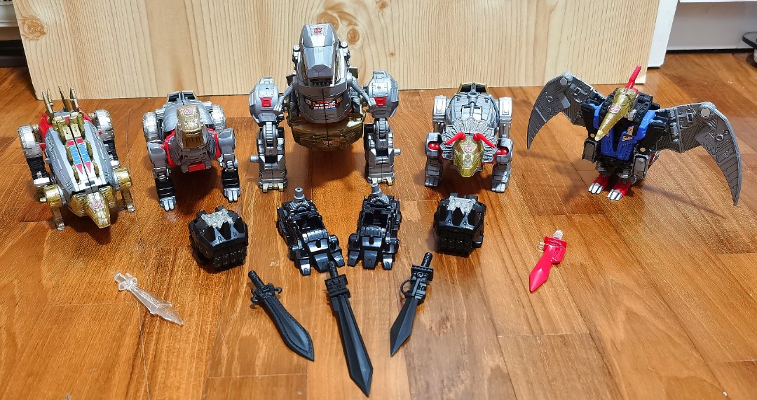 Transformers Volcanicus 5 Dinobot