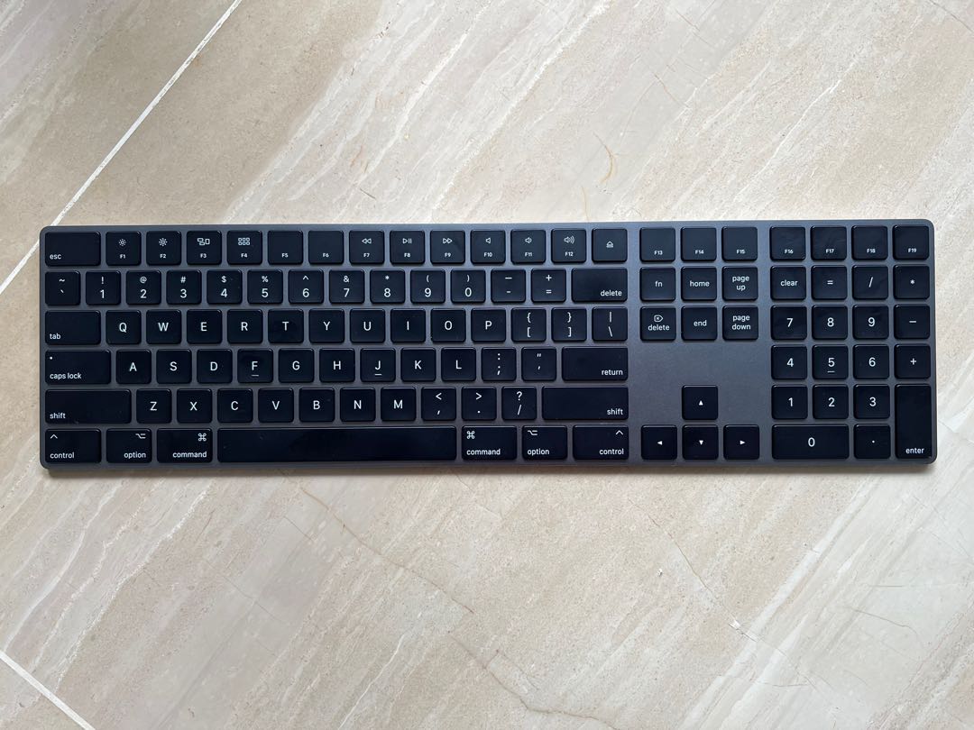 Apple Magic Keyboard w/ Numpad - Space Grey RARE, Computers & Tech ...