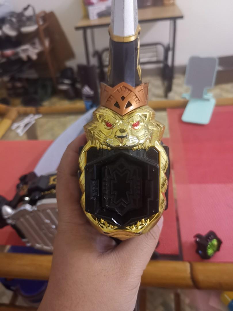 Bandai Kamen Rider DX Beast Driver & DX Dice Saber, Hobbies & Toys ...