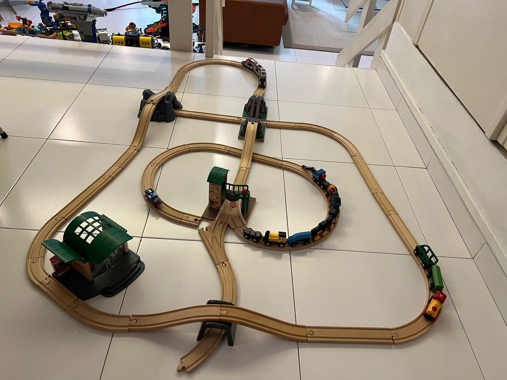 Brio train tracks including station and bridges, Hobbies & Toys, Toys ...