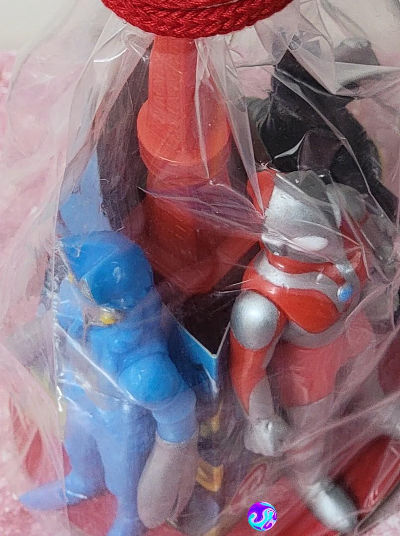 Bullmark Mini Kaiju Series Ultraman 鹹蛋超人 吉田 巴魯坦星人 宇宙恐龍 東京鐵塔 共 4 個 ...