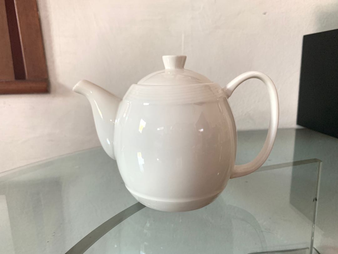 Cerabon Essentials Teapot, Furniture & Home Living, Kitchenware ...