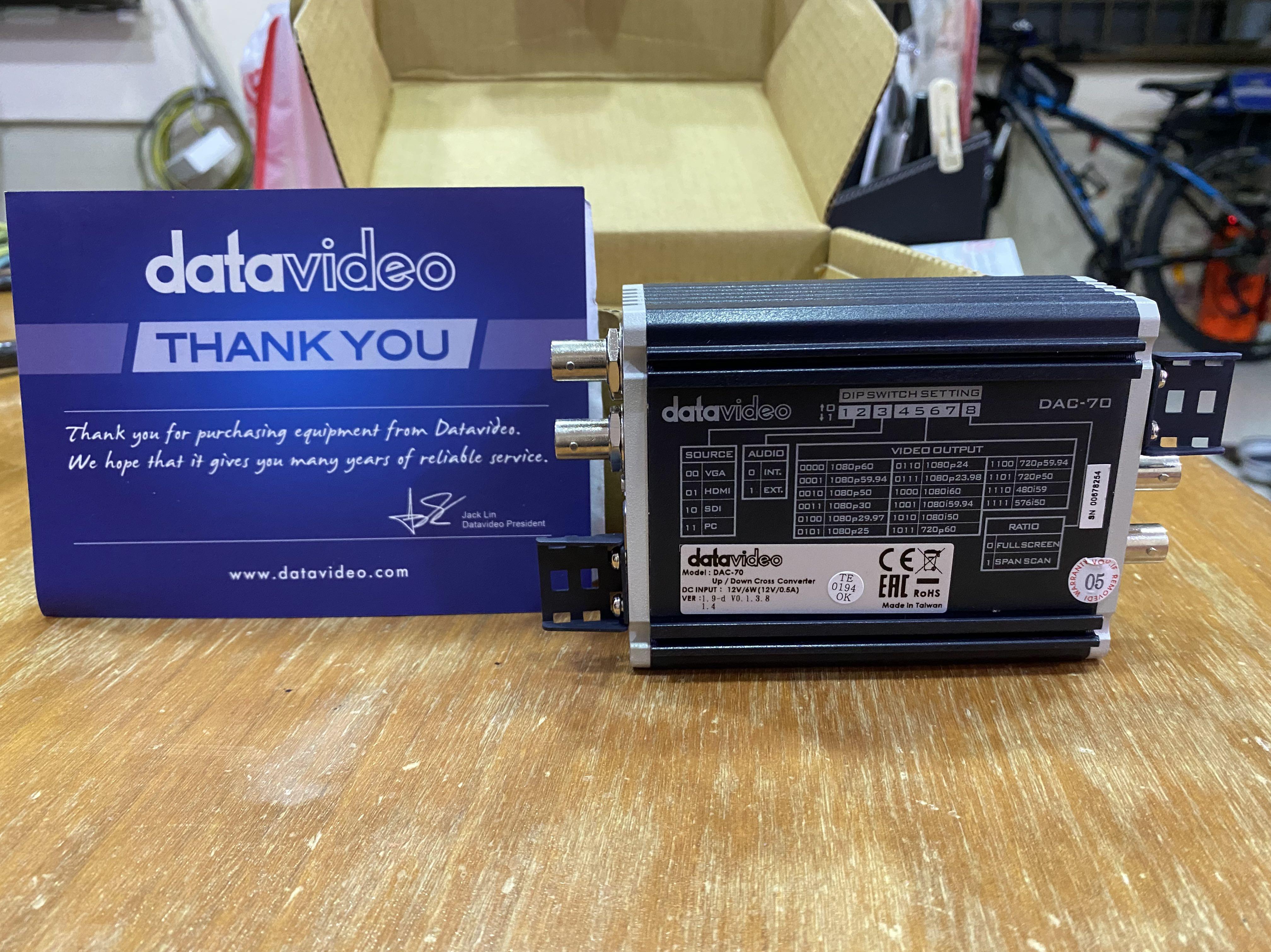 DAC-70 DATAVIDEO CONVERTER, TV & Home Appliances, TV & Entertainment ...