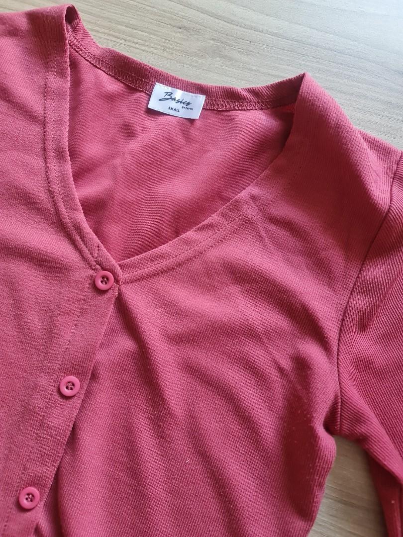 Fayth martina basic top, Women's Fashion, Tops, Blouses on Carousell