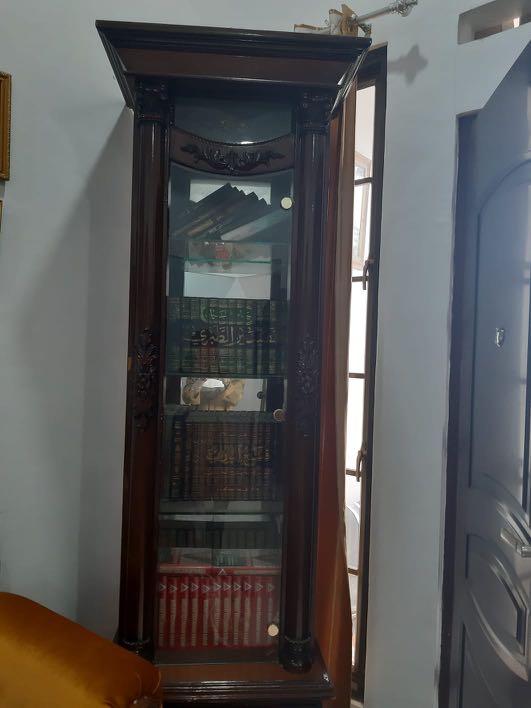 Lemari Kayu, Perabotan Rumah di Carousell