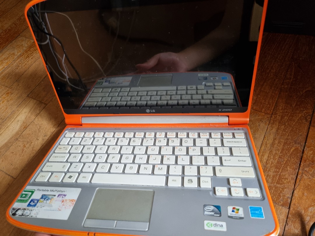 LG laptop LGX20 antique laptop maybe spoilt, Computers & Tech, Laptops ...