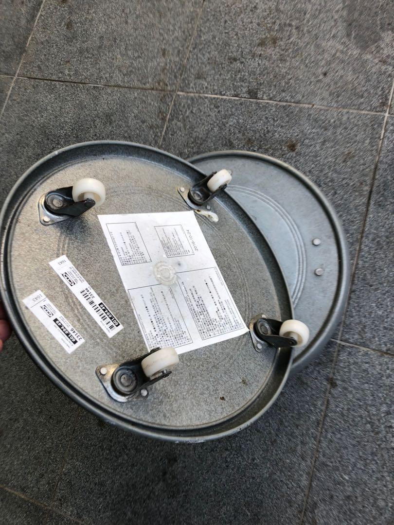 Mobile pot stand with wheels., Furniture & Home Living, Gardening, Pots ...