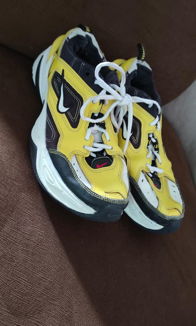 Nike kuning, Fesyen Pria, Sepatu , Sneakers di Carousell