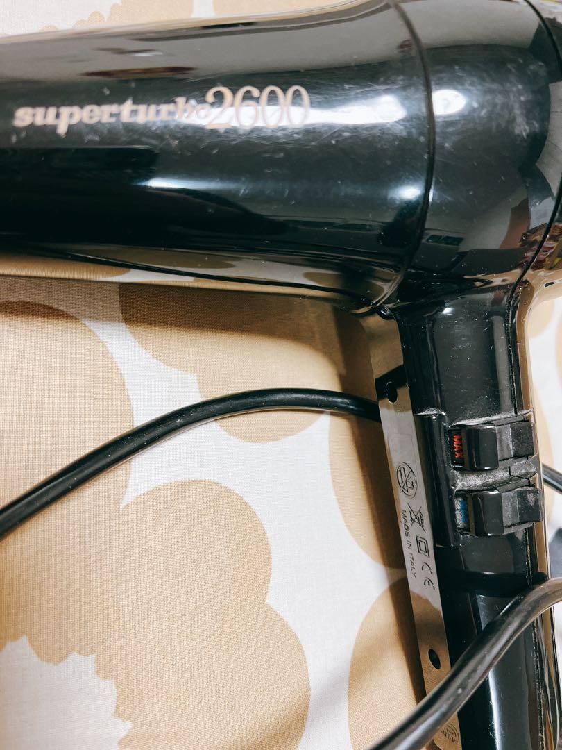 髮型師專用風筒Parlux super turbo 2600 Hair Dryer, 美容＆化妝品, 健康及美容 - 頭髮護理 - Carousell
