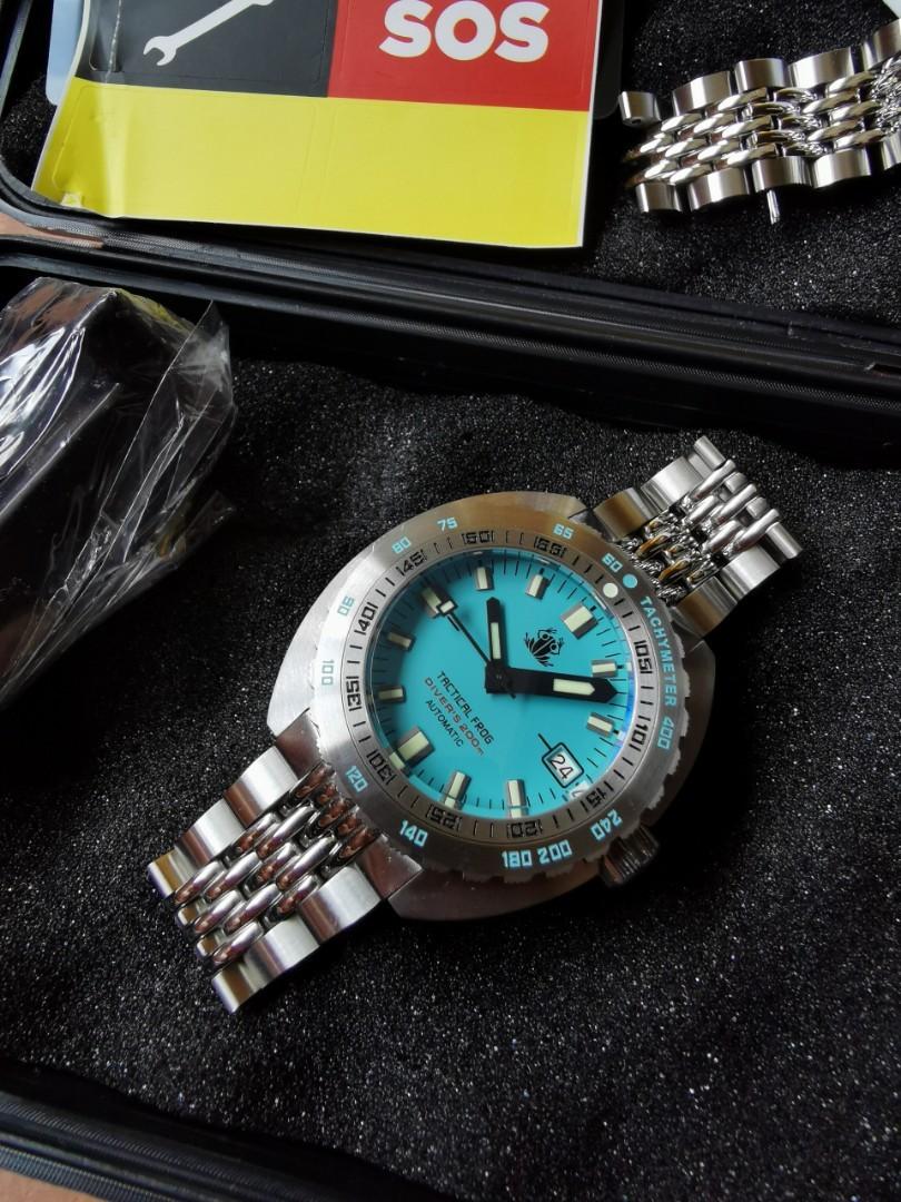 Tiffany Blue Doxa Homage Diver Watch, Men's Fashion, Watches ...