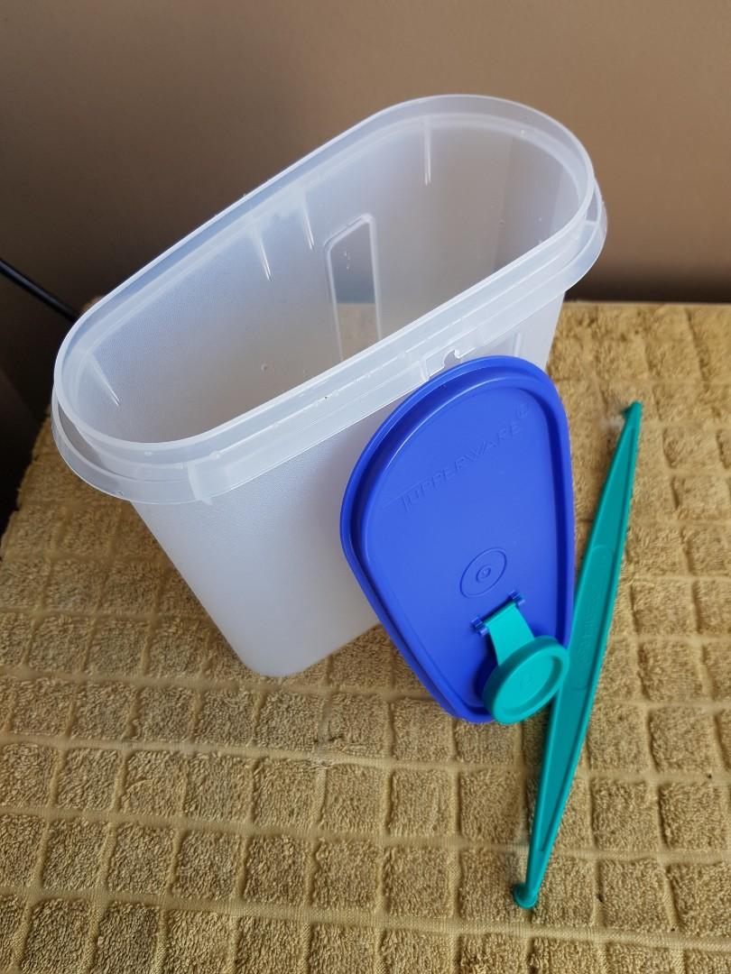 Tupperware 2L container, Furniture & Home Living, Kitchenware ...
