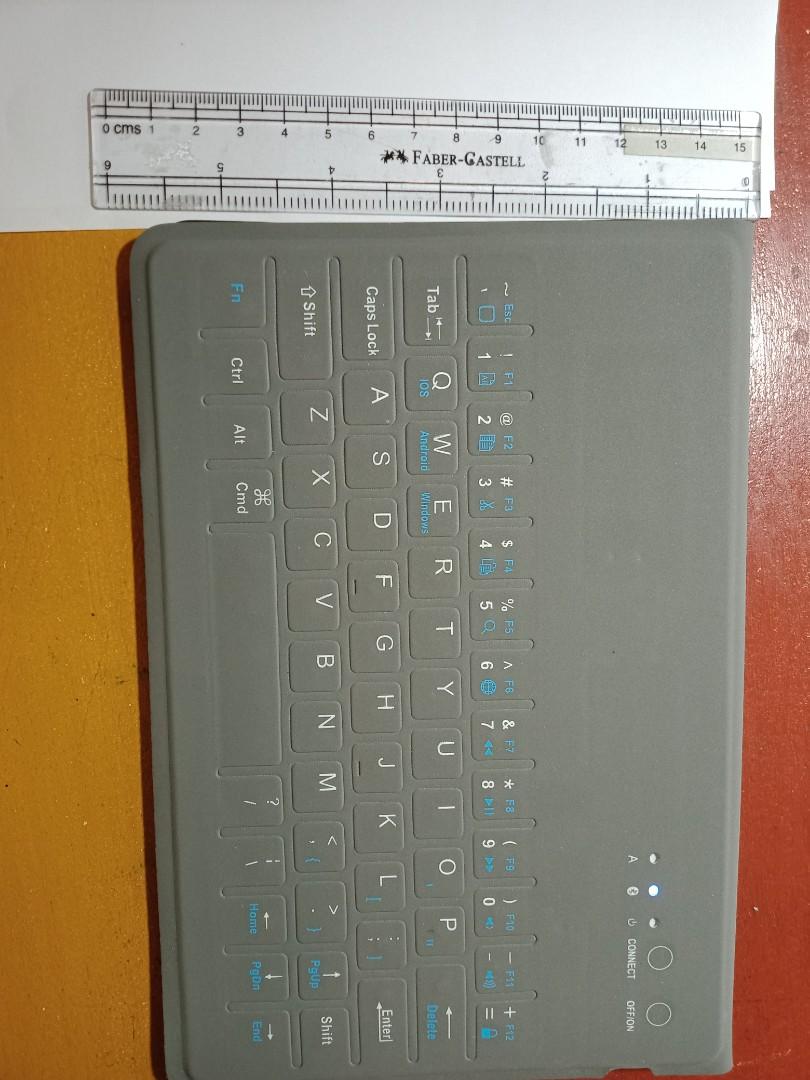 A5 size bluetooth keyboard, Computers & Tech, Parts & Accessories ...