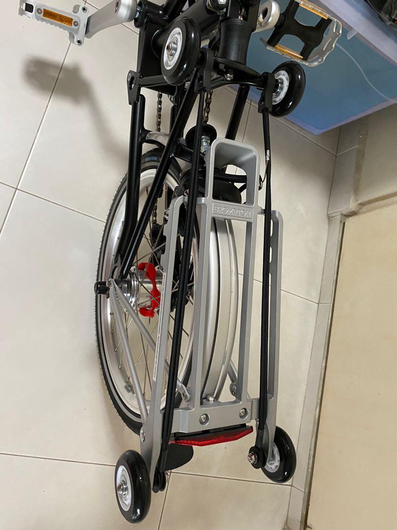 Brompton eazy wheels roller wheels installation, Sports Equipment ...