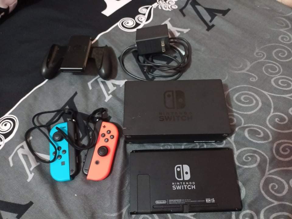 Nitendo switch v2 Console neon joystick, Video Gaming, Video Game ...