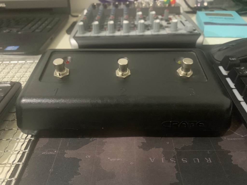 Crate 3-Button Foot switch , Hobbies & Toys, Music & Media, Musical ...