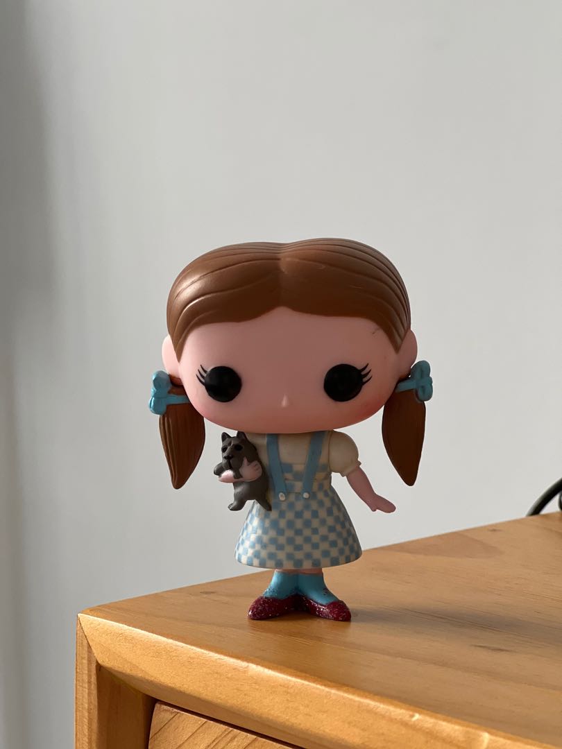 Funko pop dorothy the wizard of oz, Hobbies & Toys, Toys & Games on ...