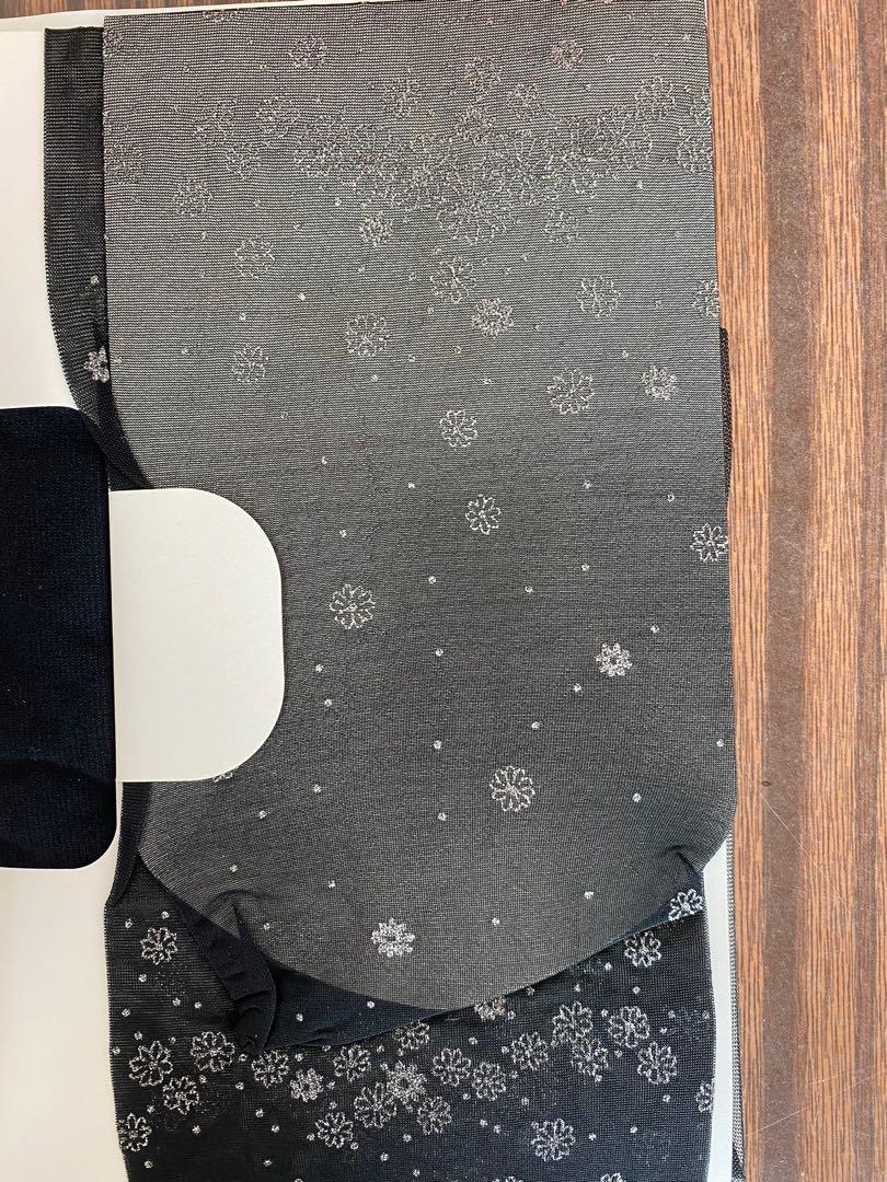 GUNZE Tuche 日本製Lame花紋圓點絲襪褲TH442C, 女裝, 手錶及配件, 襪褲襪 - Carousell