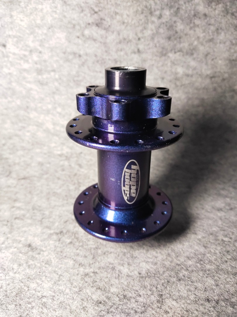 Hope pro 2 Evo front hub, Sports Equipment, Bicycles & Parts, Parts ...