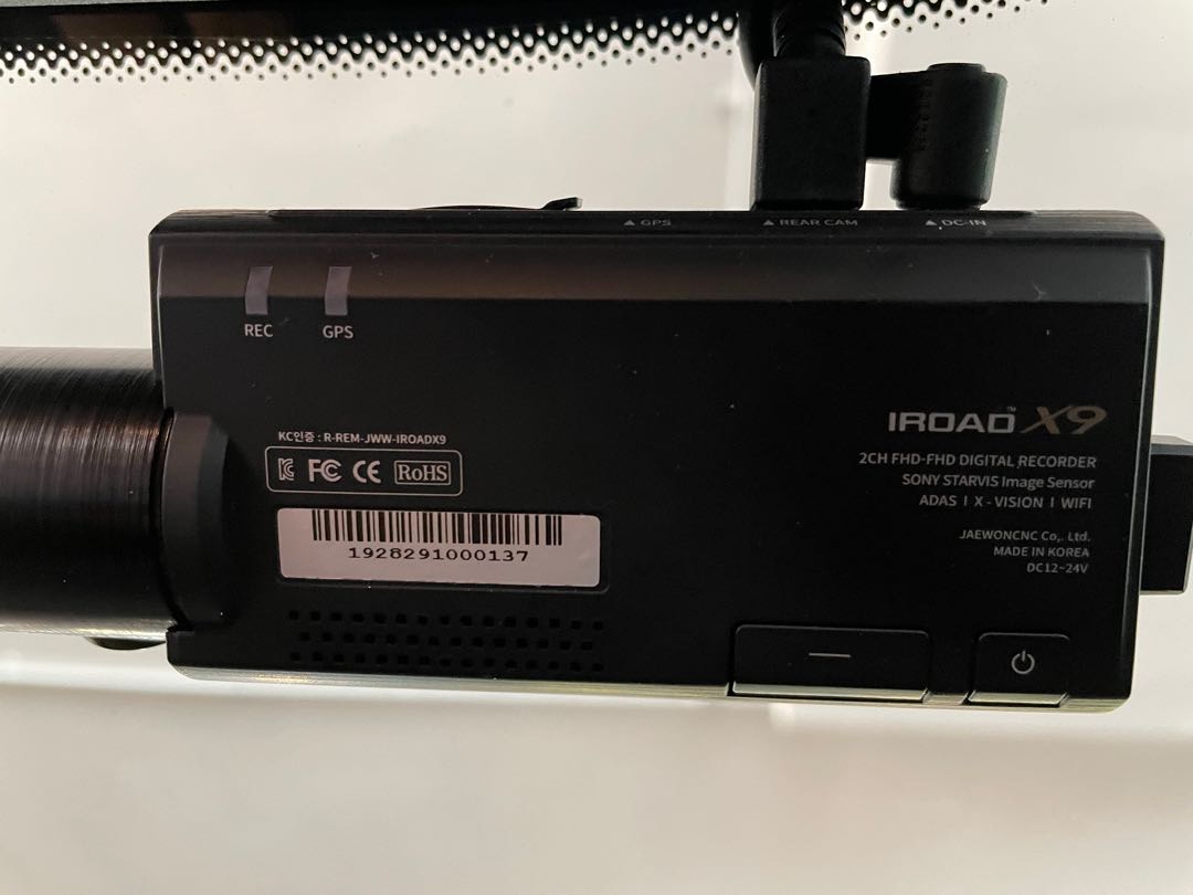 IROAD x9 front & rear camera, Car Accessories, Electronics & Lights on Carousell