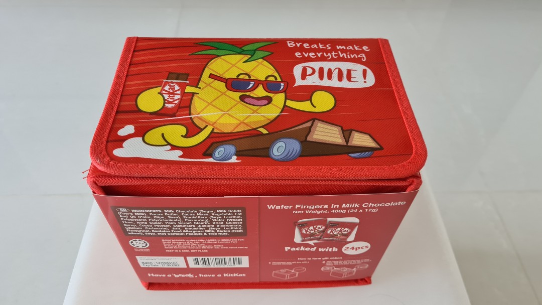 Kit Kat Gift Pack, Food & Drinks, Gift Baskets & Hampers on Carousell