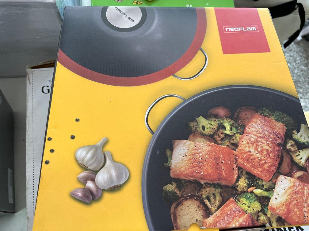 Neoflam stainless steel wok 30cm, Furniture & Home Living, Kitchenware ...