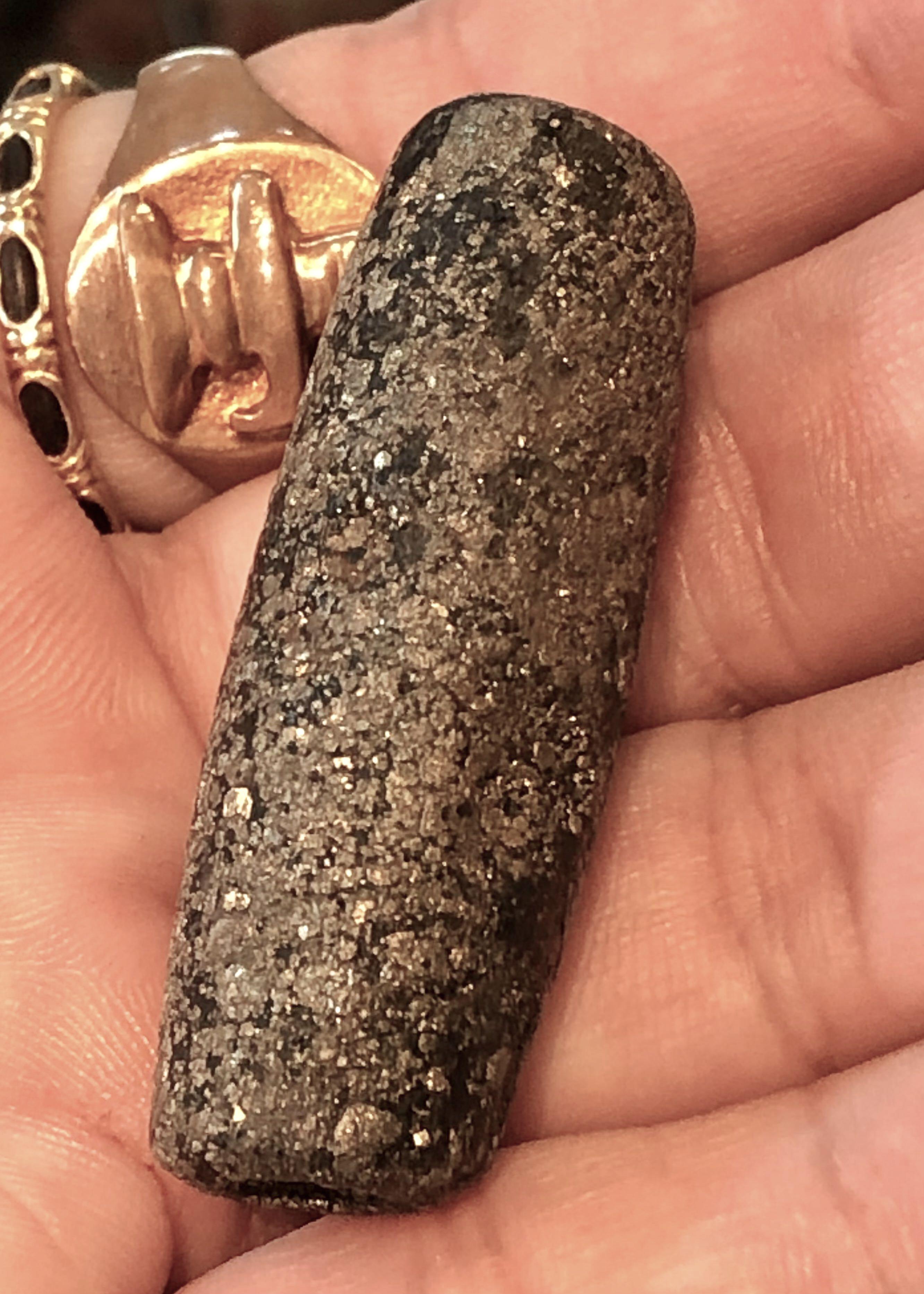 Neolithic Dzi meteorite, Hobbies & Toys, Memorabilia & Collectibles ...