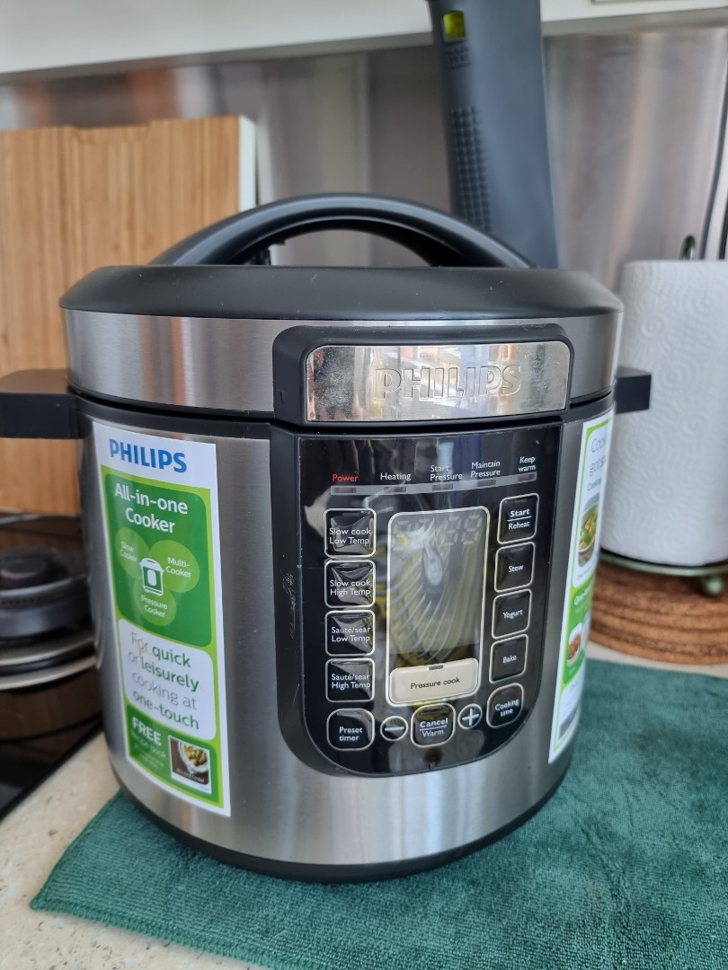 Rarely used pressure cooker, TV & Home Appliances, Kitchen Appliances ...