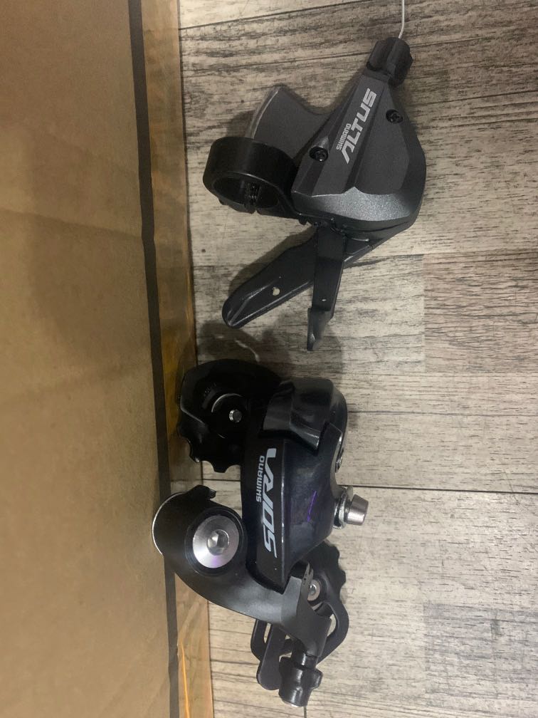 Sora 9 speed group set, Sports Equipment, Bicycles & Parts, Bicycles on ...