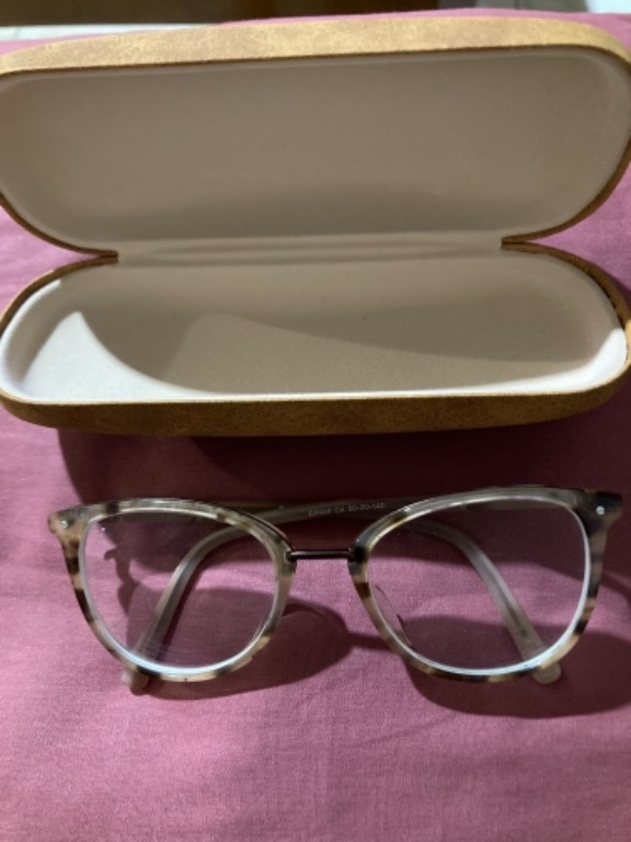 Visualities eyewear frame, Women's Fashion, Watches & Accessories ...