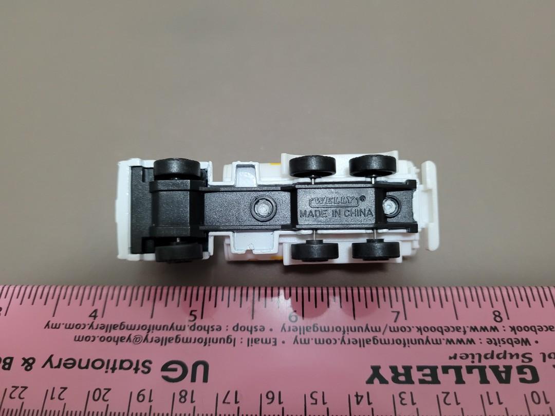 Welly Shell oil tanker diecast, Hobbies & Toys, Toys & Games on Carousell