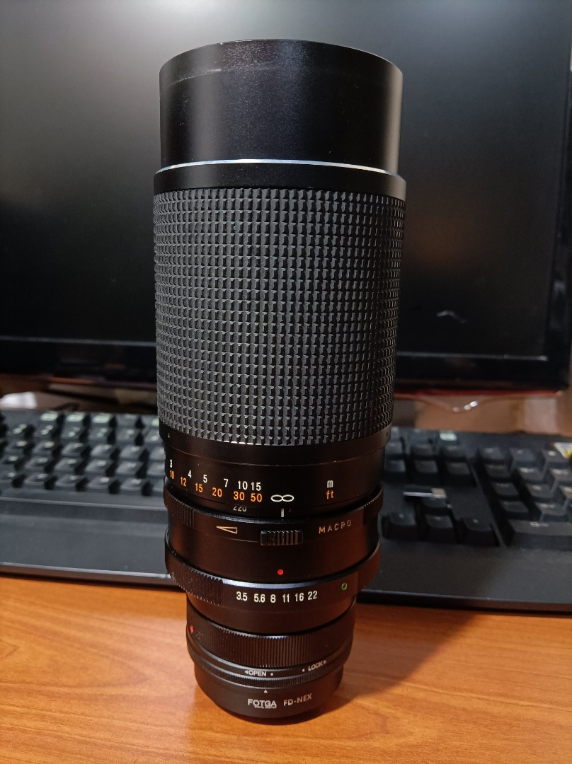 zoom lens, Photography, Lens & Kits on Carousell