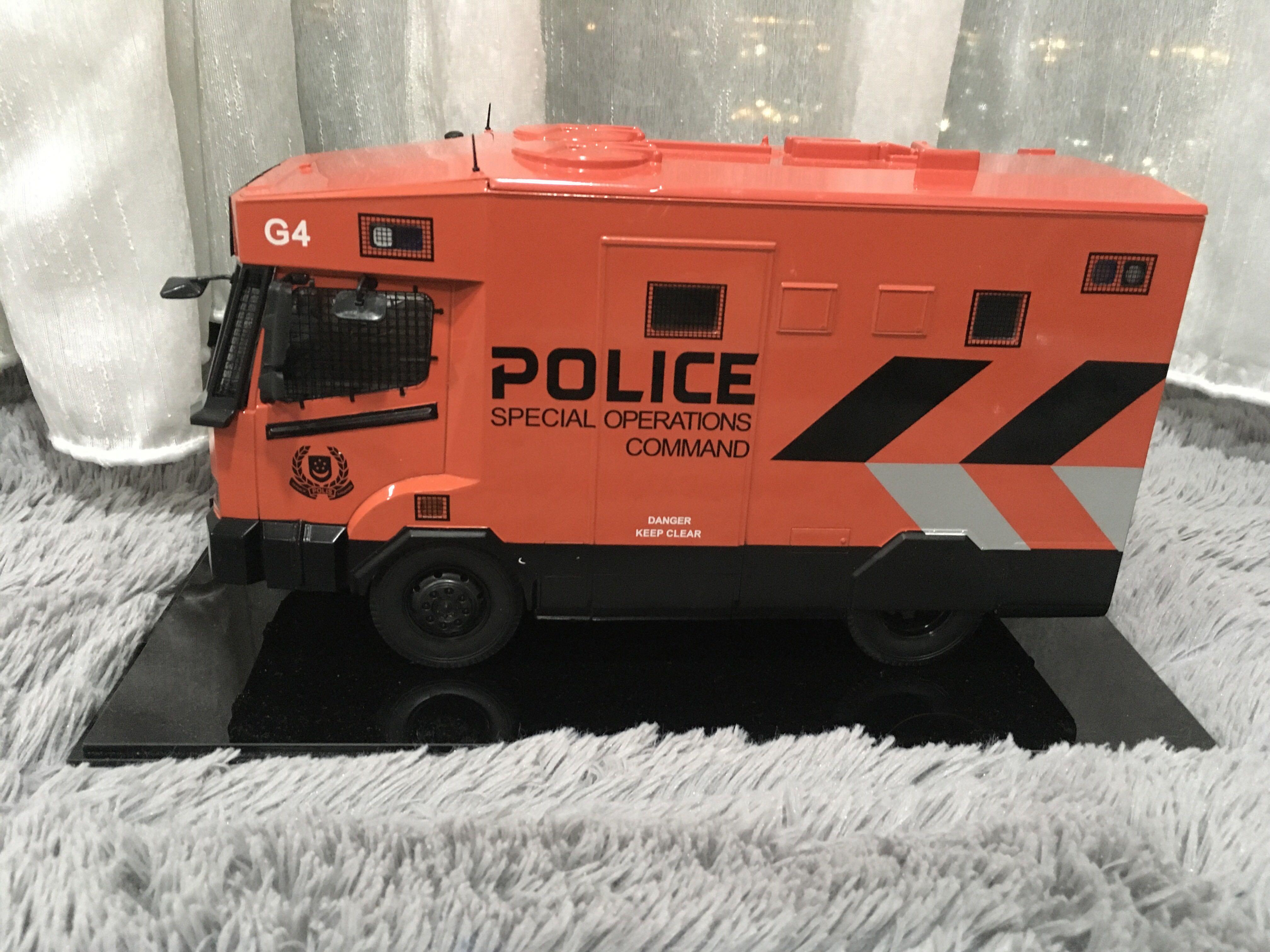 1/24 scale diecast SPF SOC Tactical Vehicle, Hobbies & Toys, Toys ...