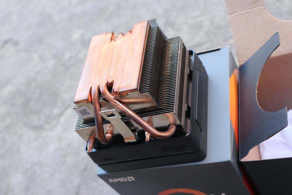 AMD Wraith Prism LED RGB Cooler Fan from Ryzen 7 2700X, Computers ...