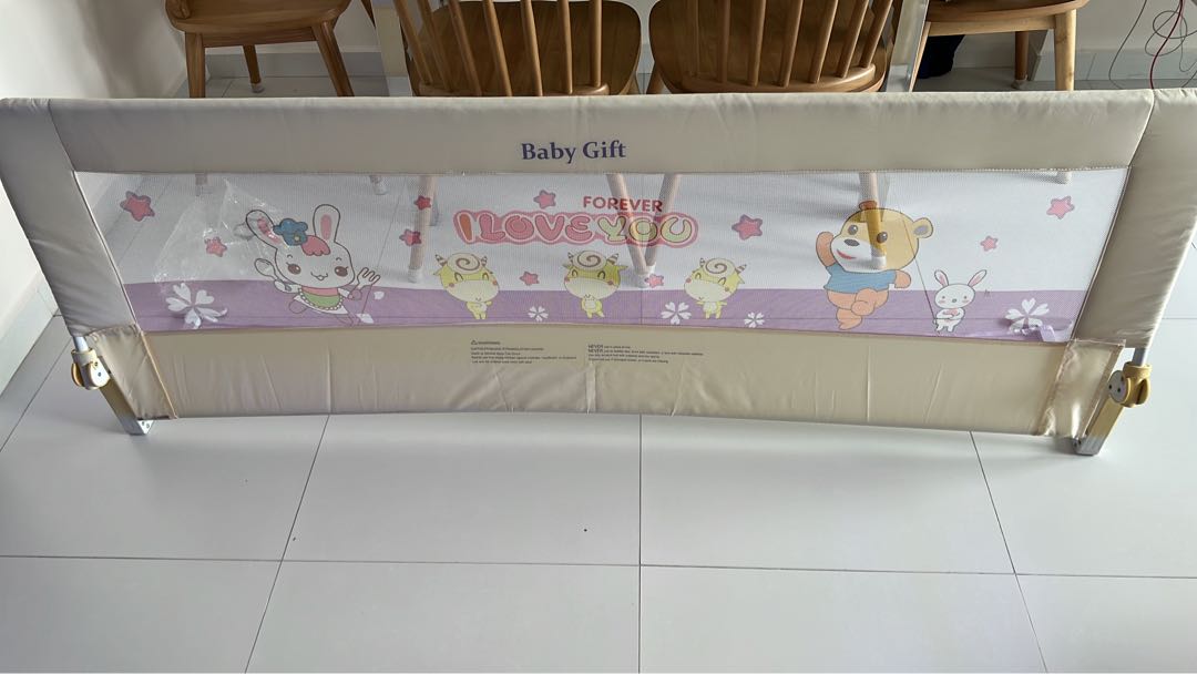 Bed side fence for baby., Babies & Kids, Baby Nursery & Kids Furniture ...