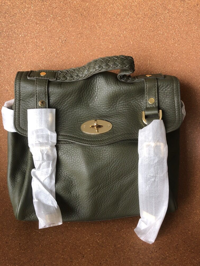 Brand new S&A mini mb bag in moss green, Women's Fashion, Bags ...