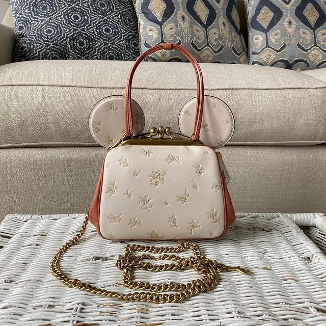 COACH DISNEY X COACH MINNIE MOUSE KISSLOCK BAG, Women's Fashion, Bags ...