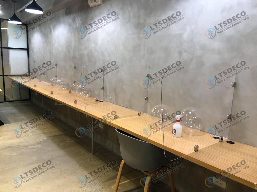 FREESTANDING TABLE WITH ACRYLIC BARRIER OFFICE PARTITION, Furniture ...