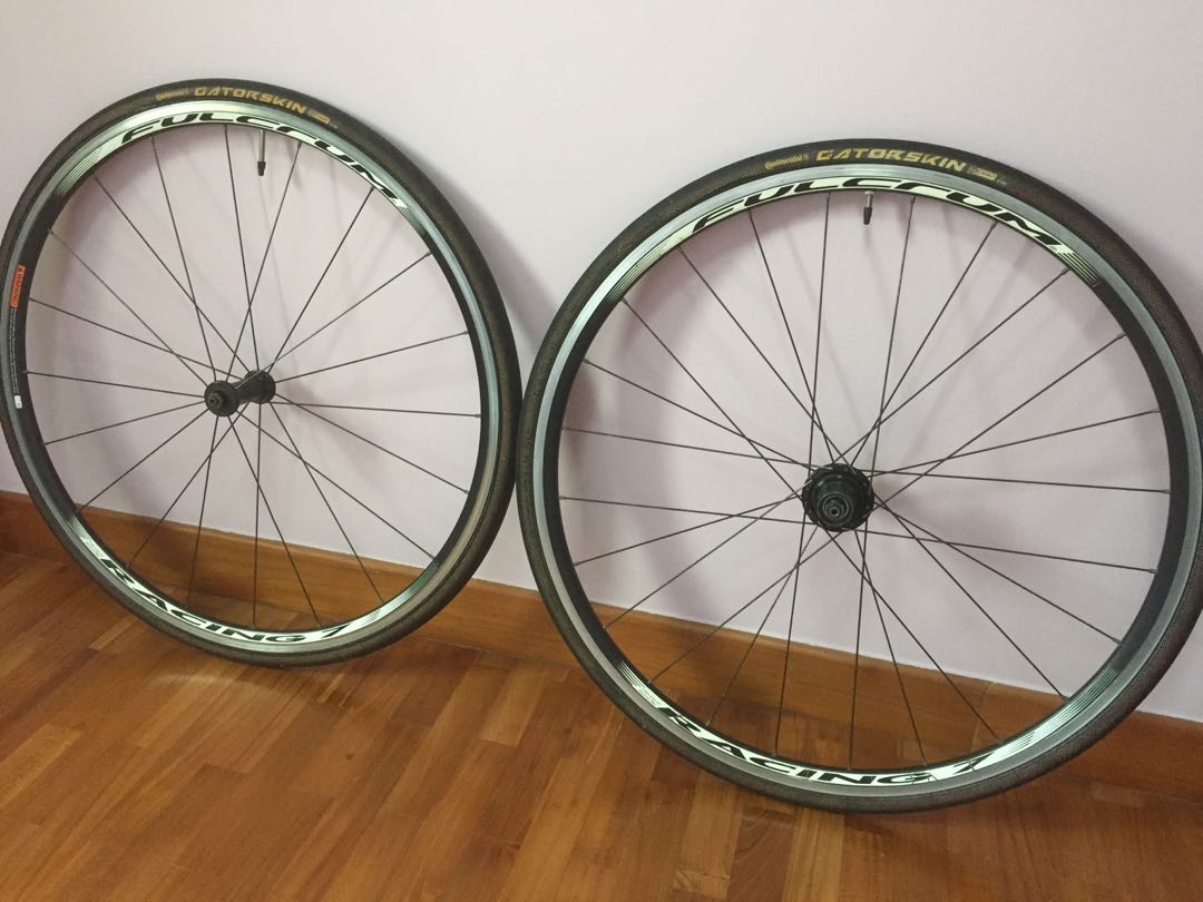 Fulcrum Racing 7 wheelset, Sports Equipment, Bicycles & Parts, Parts ...