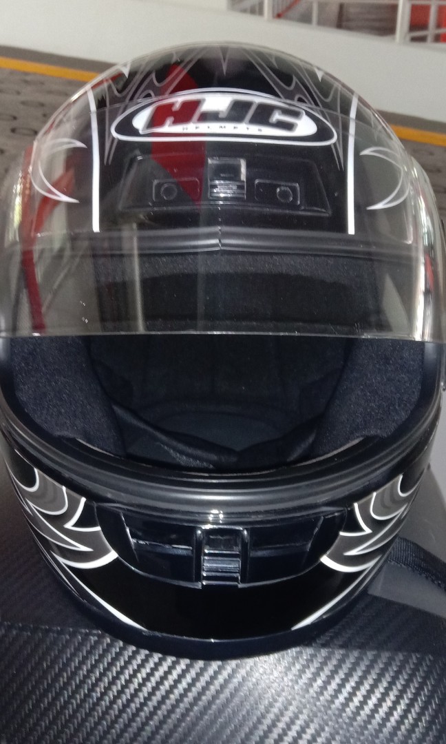 HJC helmet CS-10, Motorcycles, Motorcycle Apparel on Carousell