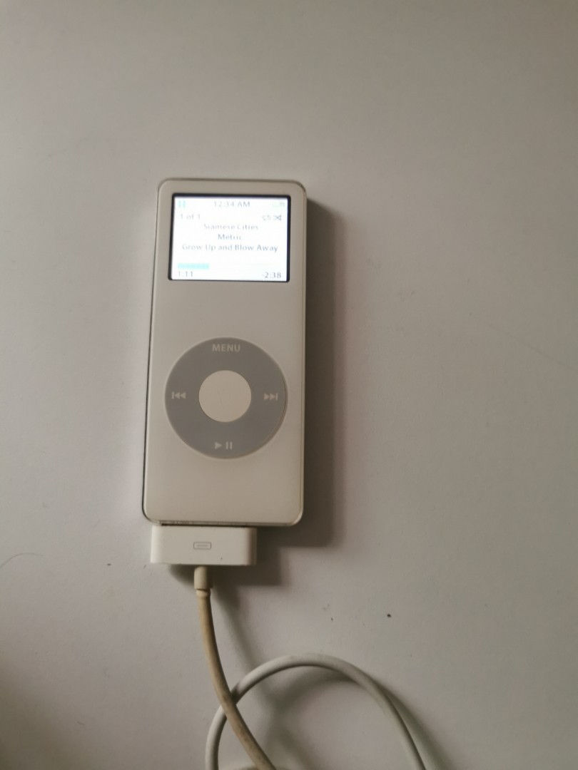 Ipod nano first gen, Audio, Portable Music Players on Carousell