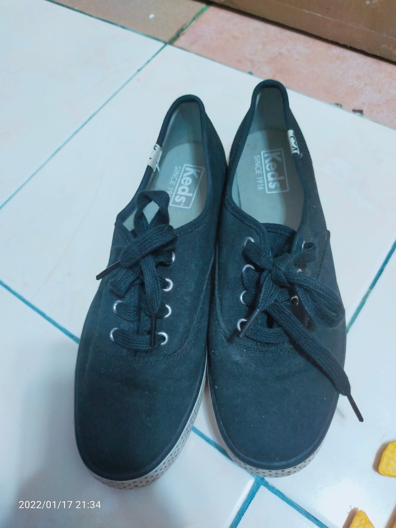 Keds triple dot foxing, Women's Fashion, Footwear, Sneakers on Carousell