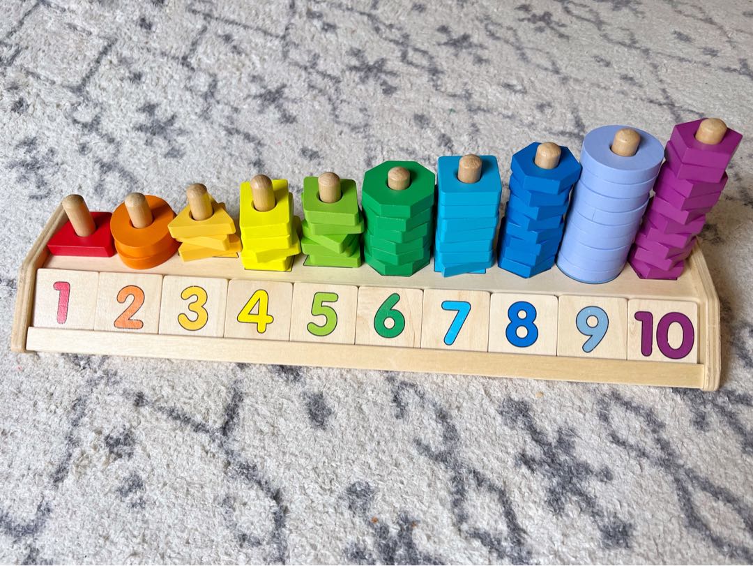 Melissa & Doug Counting Shape Stacker, 兒童＆孕婦用品, 嬰兒玩具 - Carousell