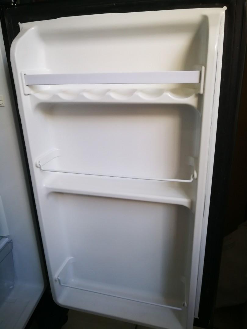 Mini Ref EZY, TV & Home Appliances, Kitchen Appliances, Refrigerators ...