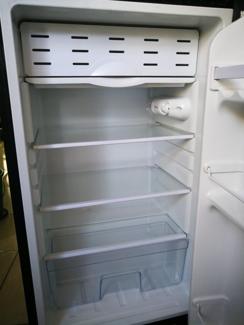Mini Ref EZY, TV & Home Appliances, Kitchen Appliances, Refrigerators ...